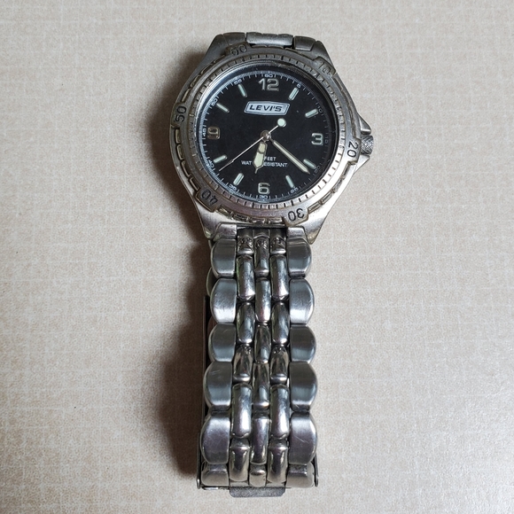 Levi's | Accessories | Levis Strauss Mens Stainless Steel Watch 9s ...